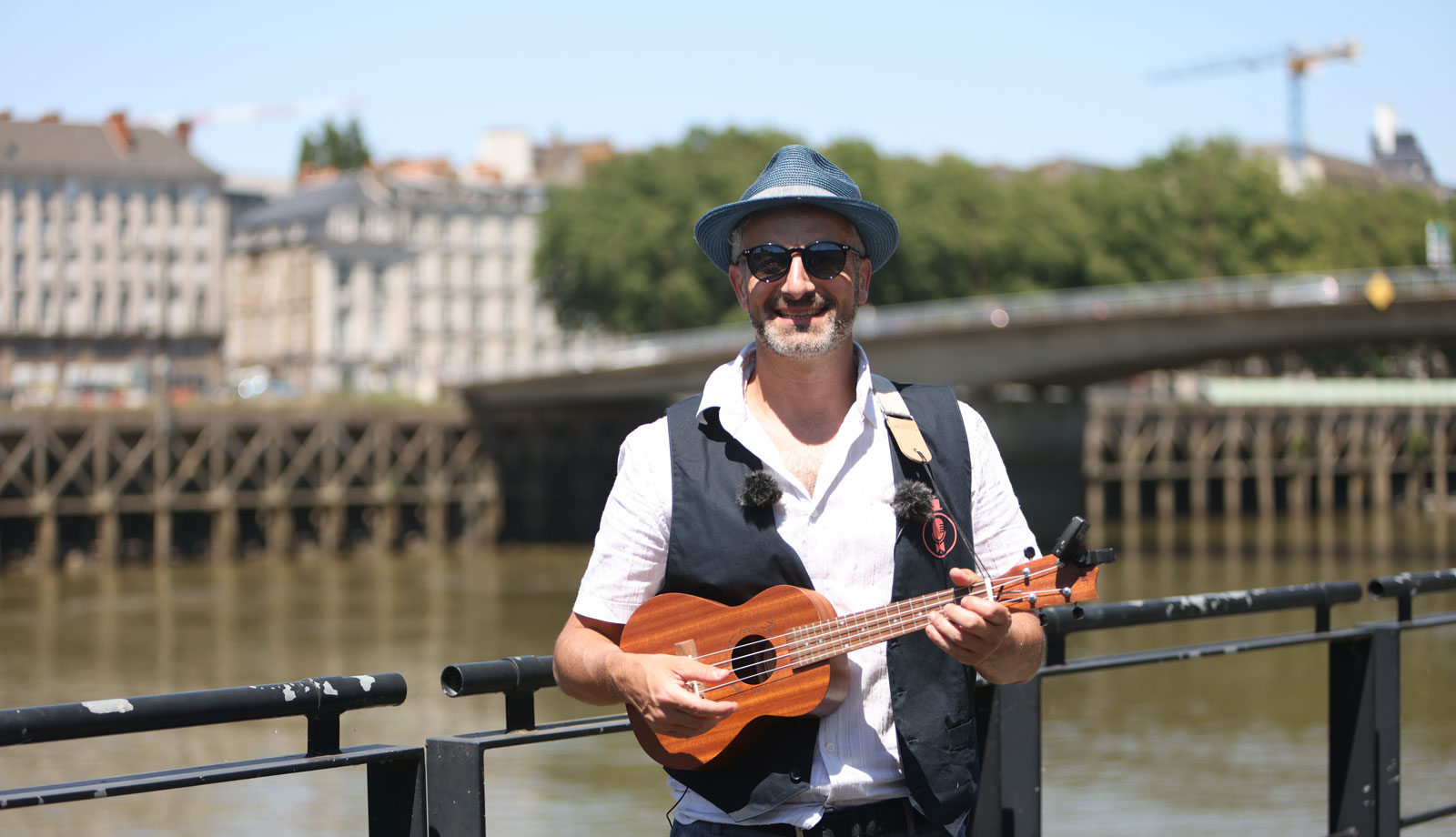 La Song Box accompagne ta vie en chanson et en caméra cachée